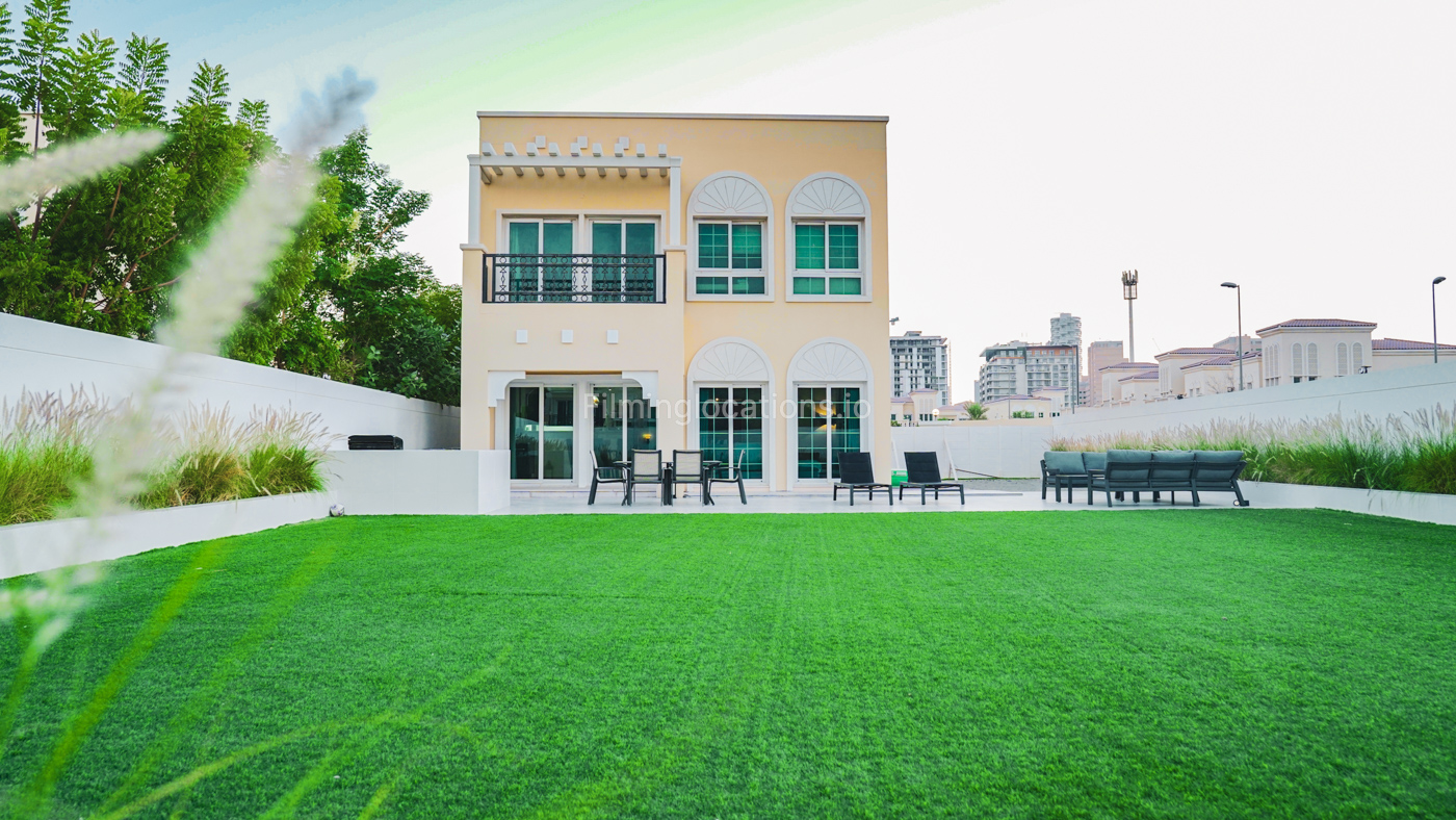 Large Open Garden Space in JVC | Filming Locations