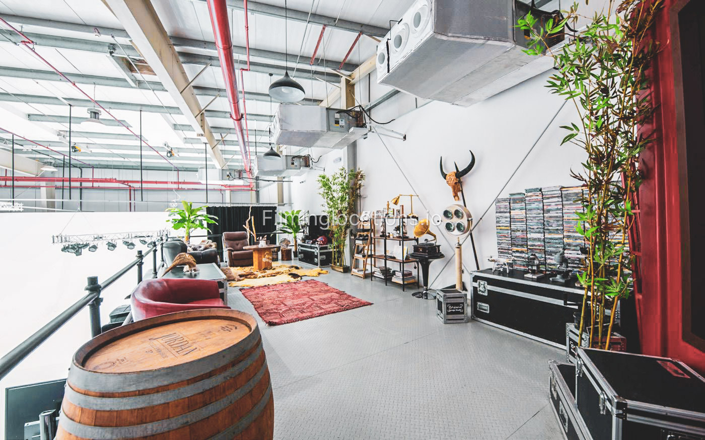 Huge Studio with Three Different Infinity Wall Sizes | Filming Locations