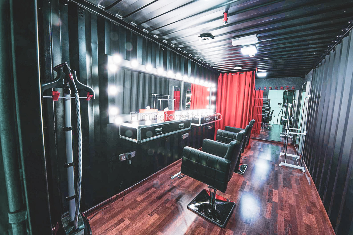 Huge Studio with Three Different Infinity Wall Sizes | Filming Locations